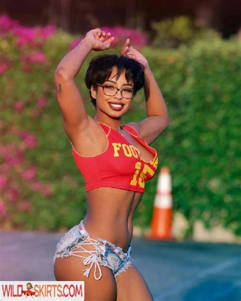 Qimmah Russo Nude Leaked Photos And Videos Wildskirts