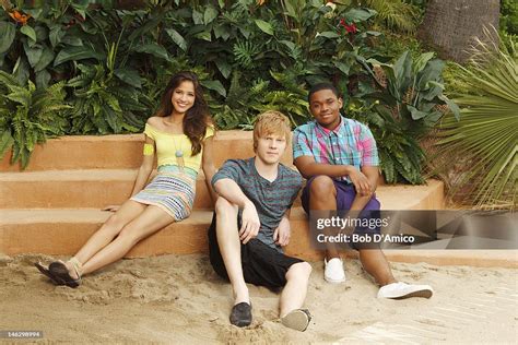 Kings Disney Xds Pair Of Kings Stars Kelsey Chow As Mikayla