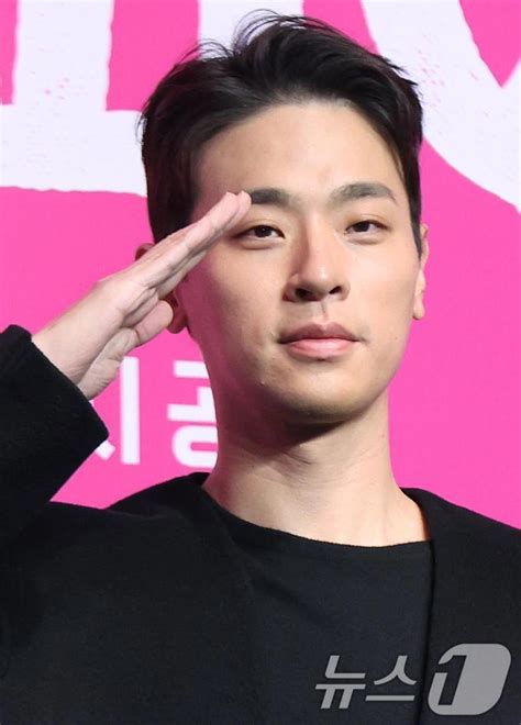 배우 박정민 공연 라이프 오브 파이 한국 초연 주인공 된다