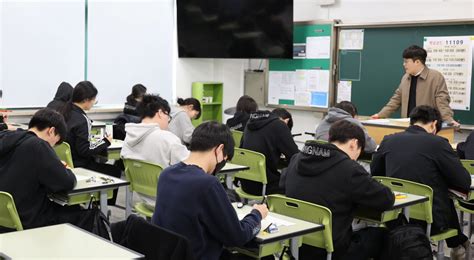 [포토뉴스] ‘긴장감 가득 올해 첫 전국연합평가