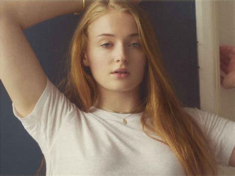 Sophie Turner Natural Portraits July Celebsla Com