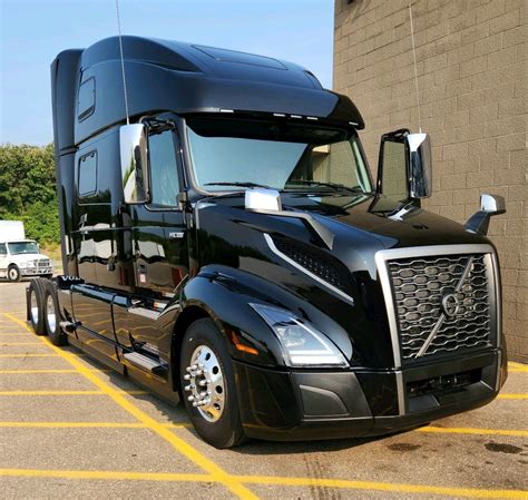 Jordan Bohonek On Linkedin Volvotrucks Volvovnl Truckingindustry Trucking Truckdriver Safety…