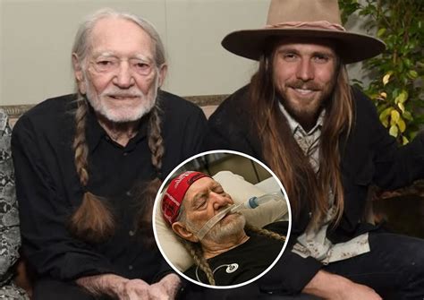 Very Sad News 55 Minutes Ago In Texas — Willie Nelson 92 Rushed To