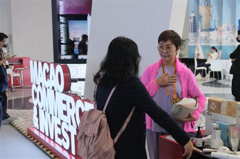 Empresas chinesas investem no exterior abrindo novas oportunidades para comércio de serviços