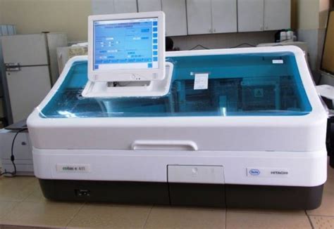 Roche Cobas E411 Chemistry Analyzer