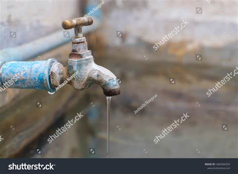 23 227 Rust Tap Images Stock Photos Vectors Shutterstock