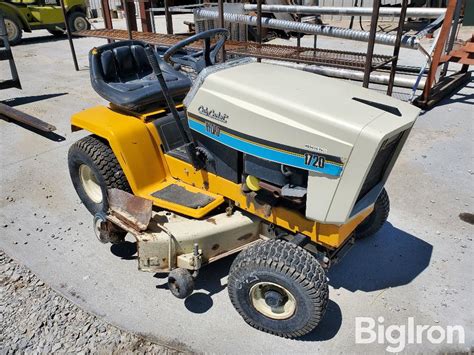 Cub Cadet 1720 Lawn Tractor Bigiron Auctions