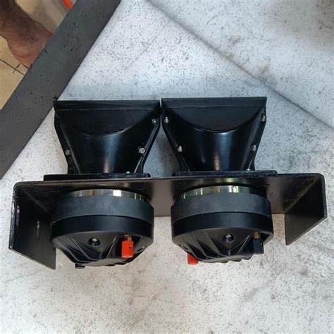 dual 12 inch 3 way line array system cabinet material plywooden at best price in guangdong