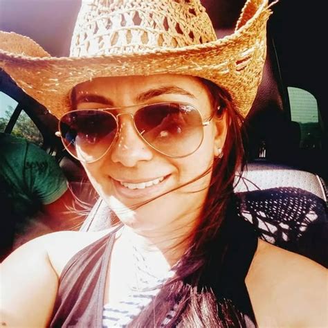 Poliana Amorim (@poliana_amorim_2024) • Threads, Say more