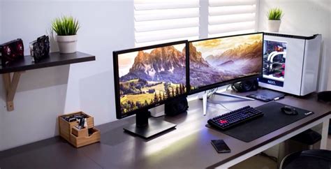 Double Monitor Setup Gaming Room Setup Computer Setup Double Monitor Setup