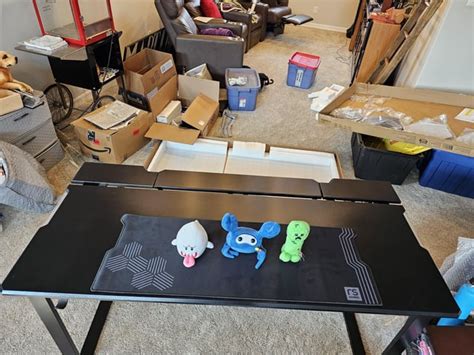 Finished Assembling A Gaming Pc Desktop For A Monitor My Dad Got Menot