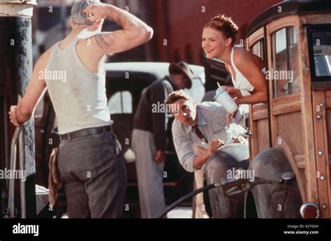 Dominique Swain Hi Res Stock Photography And Images Alamy