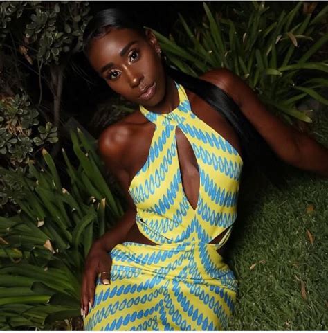 Bria Myles Curvy Ebony Model Hotgirlpic