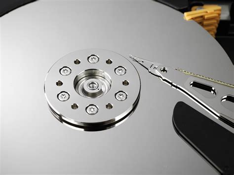Seagate to launch world's first high-capacity HDDs based on HAMR technology - Haywaa