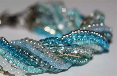 Как сплести браслет-косичку из бисера (схемы и 15 идей)- Творчество ...