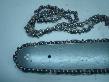 Chainsaw Runs but Chain Won't Turn? Causes & Solutions