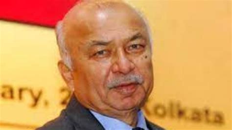Got An Offer To Join Bjp Claims Sushilkumar Shinde Says Wont Quit Congress