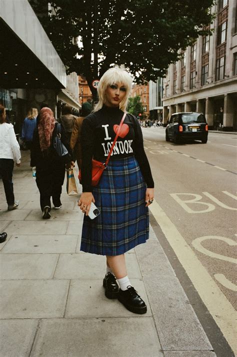 Street Style London Fashion Week Ss23 Dazed