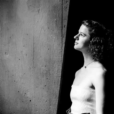 Naeima Fischer Soprano Short Biography