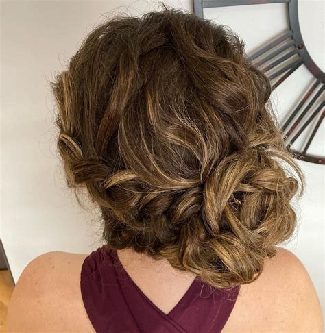 18 Side Bun Hairstyles To Get Creative With Your Look Hairdo Hairstyle