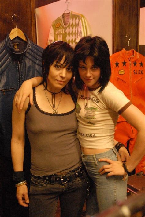 Joan Jett Kristen Stewart Comparison Dont Ask Kristen Stewart About