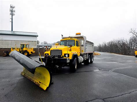 1997 Mack Tandem Axle Dump Truck W Snow Plow And Spreader Online