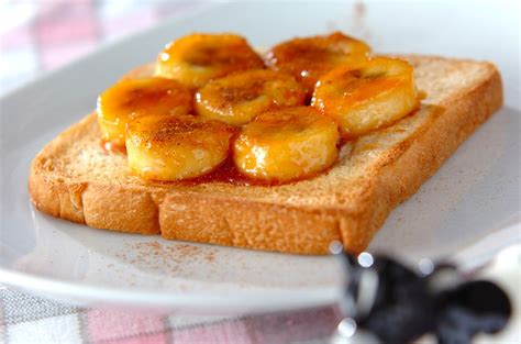 食パンにのっけて簡単！美味しさ広がる「トースト」アレンジレシピ キナリノ