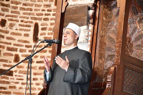 خطيب الأوقاف الإنسان مأمور بالسعي الحثيث في طلب الأرزاق فيديو