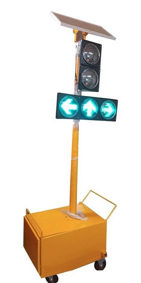 Ce Amber Solar Wireless Traffic Light Control System For Road At ₹ 3500 Piece In Pune