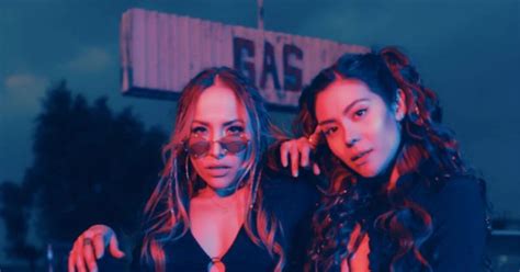 «Это музыка созданная для расширения прав и возможностей женщин Денни Ден и Джессика Диас в