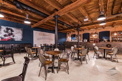 Beer Warehouse Restaurant Hanychovská 32810 Liberec Kde Dáme Oběd