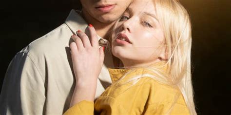 18 Easy Ways To Make A Long Term Relationship Feel New Again Donna