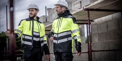 Classes Of High Visibility Clothing Stay Visible And Safe