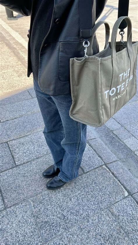 Marc Jacobs The Tote Bag