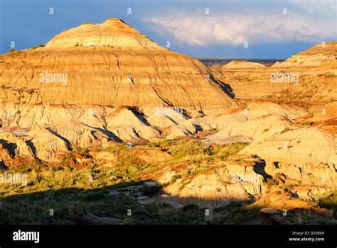 Late Afternoon At Badlands Of „dinosaur Provincial Park Unesco World