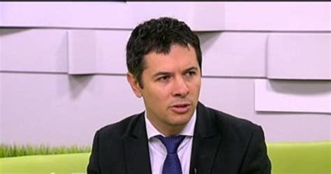 Зам министър Филип Гунев Никой от бежанците не иска да остане в България