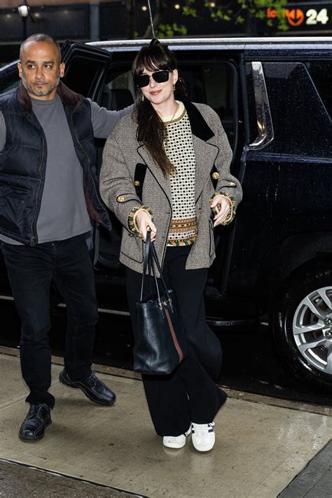 Best Of Dakota Johnson On Twitter Dakota Out In New York City Today April