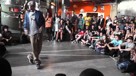 Future Showcase At Poppin Evolution 2011 Youtube