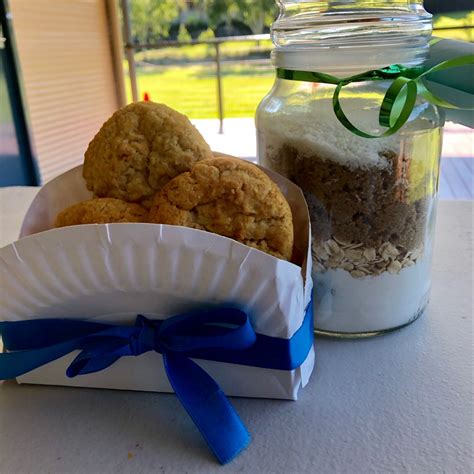 Food Hack Make A Cookie Basket From Paper Plates Life Hacks You Needed To Know Yesterday On