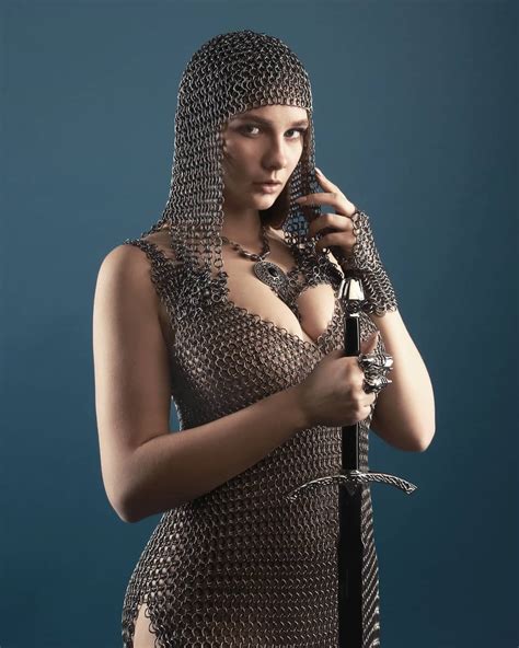 AT Ri V WmM RaMRC Ml Vyjy T ML R S S T Erotic Armed