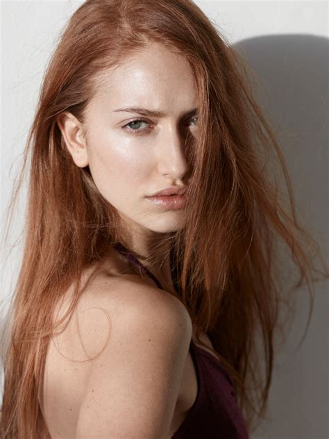 Blossom PERFECT MODEL MANAGEMENT