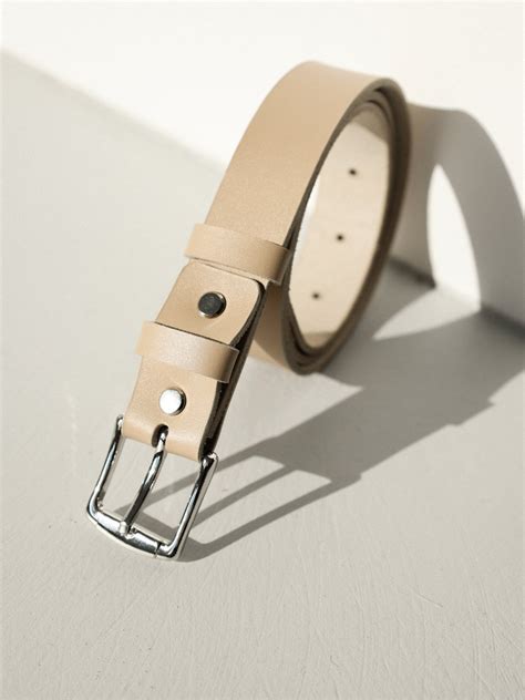 Купити Молочний жіночий шкіряний ремінь Mastak