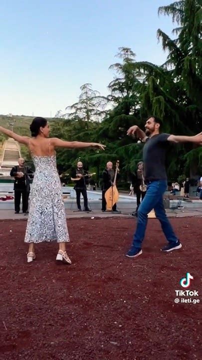 ექსპრომტად შესრულებული აჭარული ვაკის პარკი Youtube