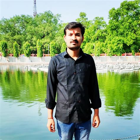 Shivam Singh Prayagraj Choosing A Business Degree Will Give You A