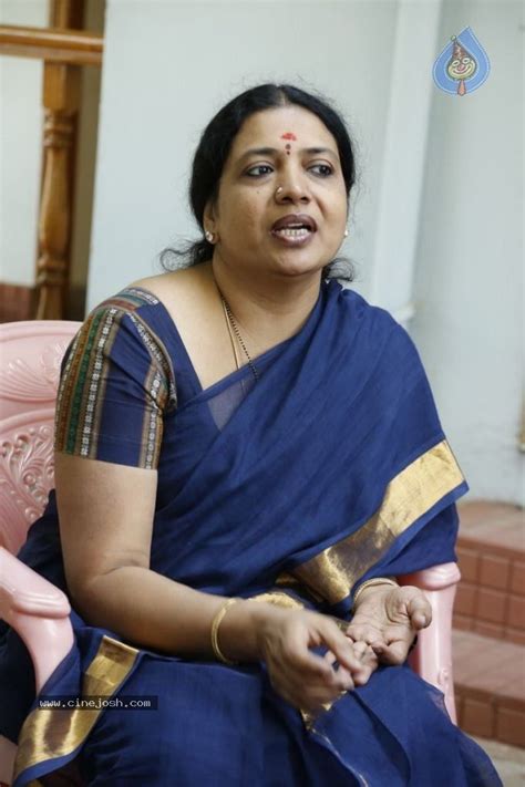 Jeevitha Photos 13 61 Photos In 2025 Beutiful Women Old Actress Photo Galleries