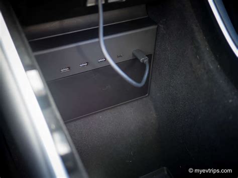 Jeda Hub Review What Is It And Why You Might Need It In Your Tesla