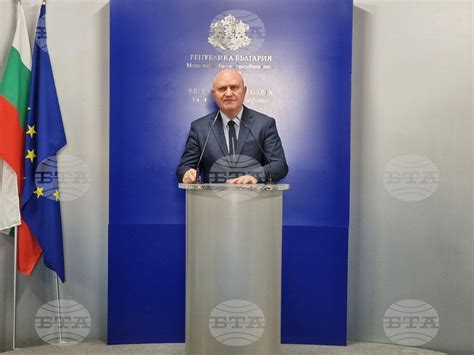 Увеличението на учителските заплати конкурсите за директори в 276 училища и промяната в