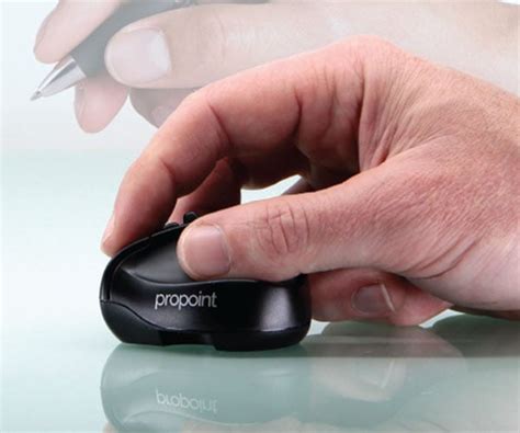 Propoint Is A Miniature Bluetooth Ergonomic Mouse And Presenter