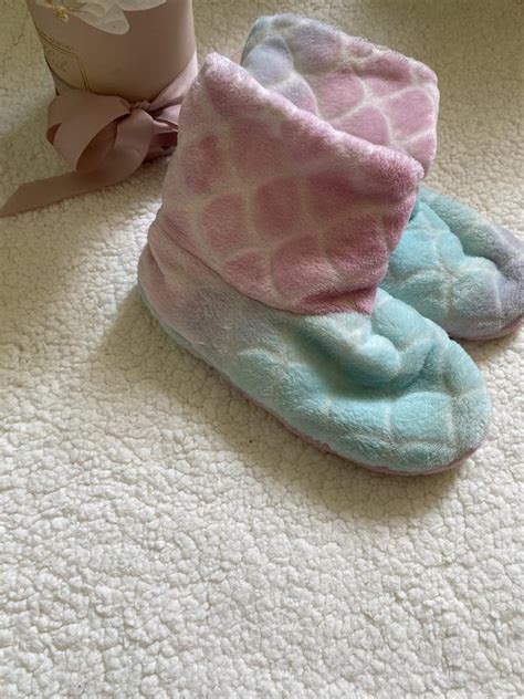 Тапочки — ціна 55 грн у каталозі Капці Купити жіночі речі за доступною ціною на Шафі Україна