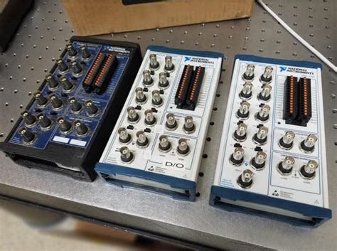 National Instruments Bnc 2110 전자 테스트 장비 판매 가격 9366617에 사용됨 Cae에서 구매